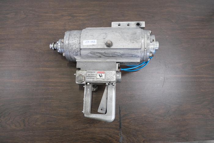 Used Pneumatic Stunners, Jarvis for Sale at TransNational Agri Projects BV