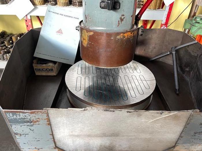 Used Surface grinder DELTA LC 400 for Sale in Crespellano, Italy