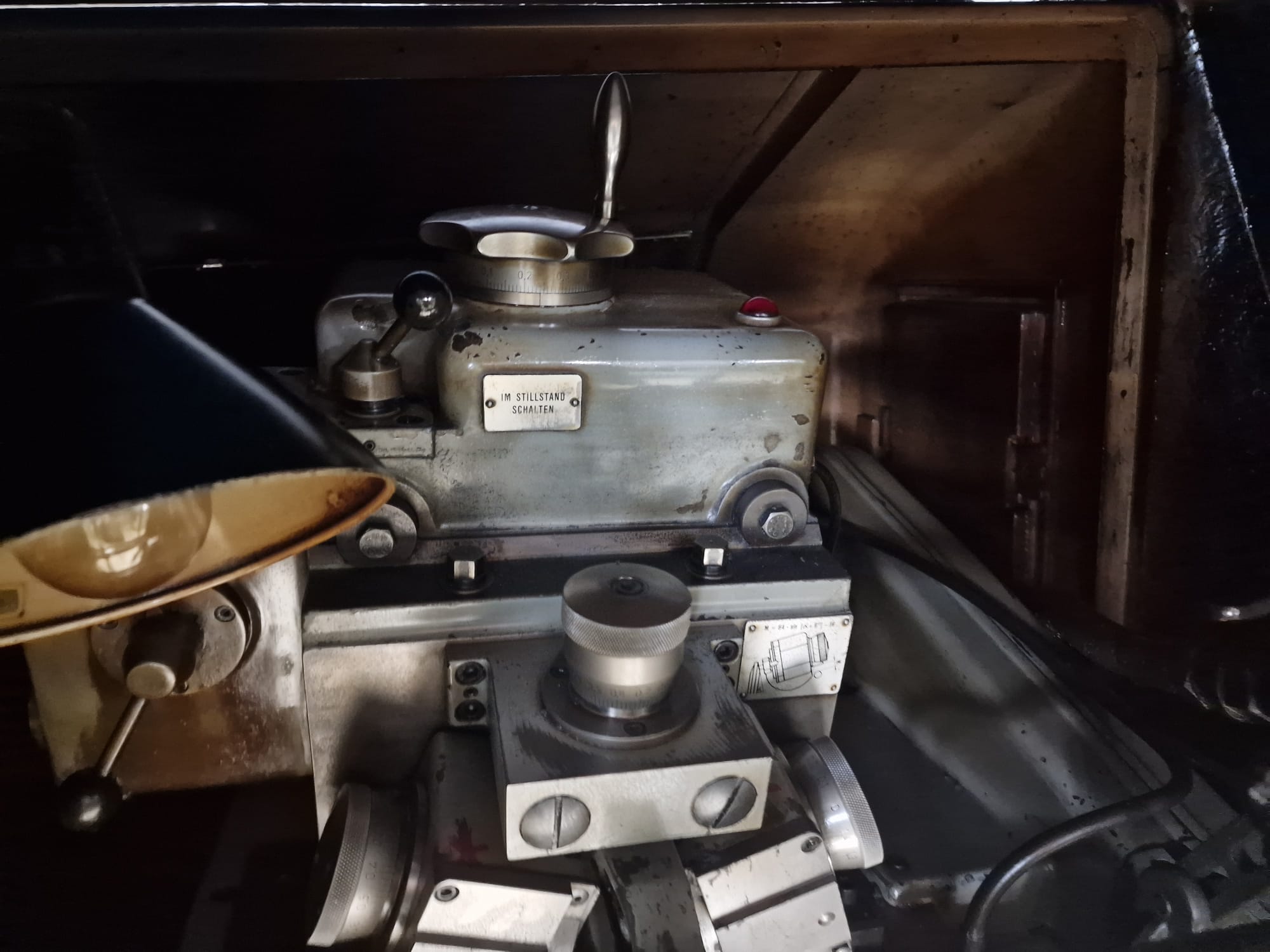 Used Worm and thread grinding machine REISHAUER US for Sale in Cres...