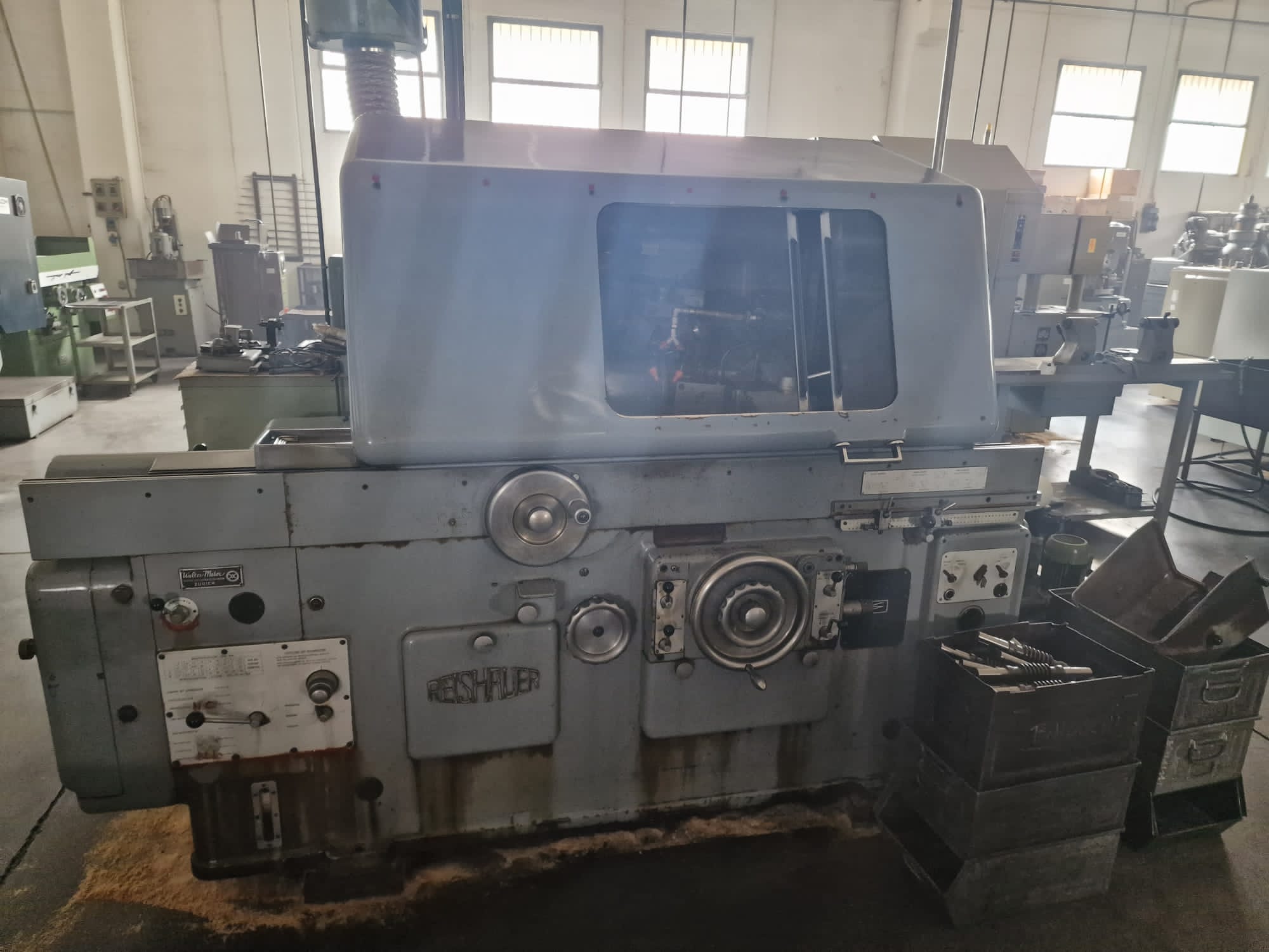 Used Worm and thread grinding machine REISHAUER US for Sale in Cres...