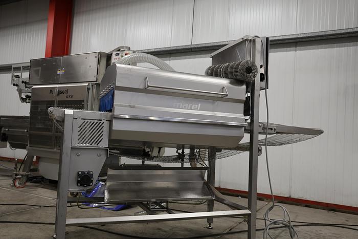 Fish processing for sale at STC Food Solutions