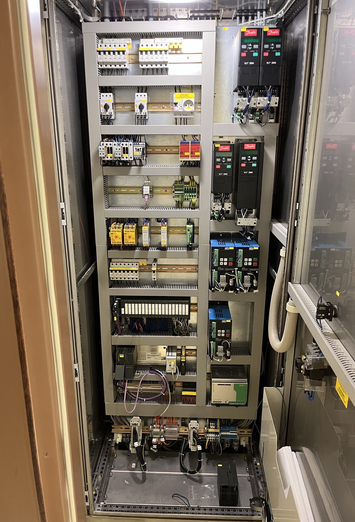 Used Sold GRONINGER - Liquid Filling Line - DFVG 4001 + KVG 211A at ...