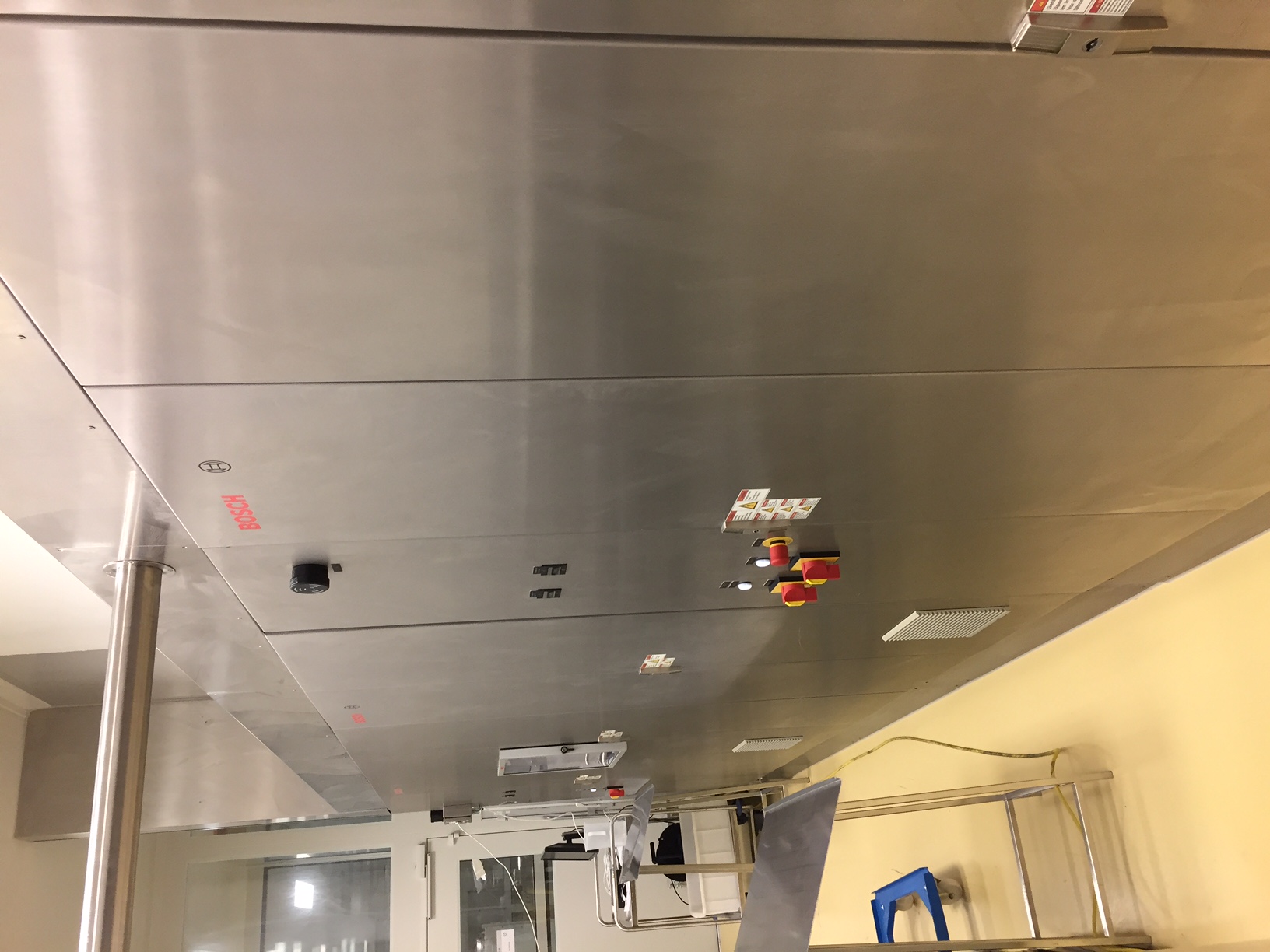 Used Sold BOSCH - Liquid Filling Line - RRU 3043 + HQL 2440S + ALF 4060 ...