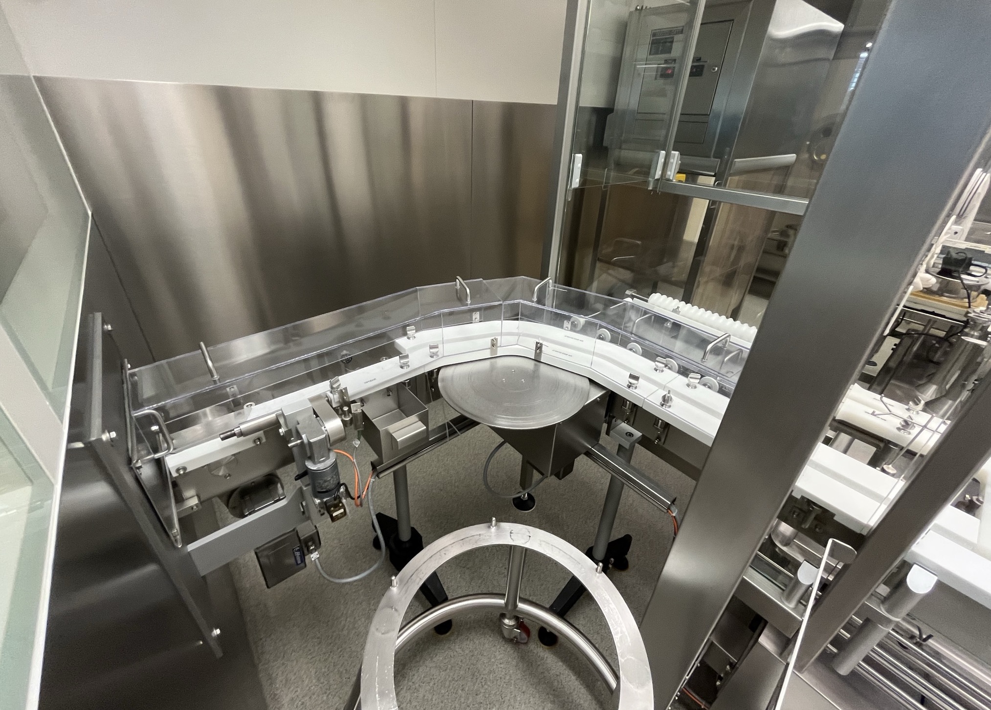 Used Sold GRONINGER - Liquid Filling Line - DFVG 4001 + KVG 211A at ...