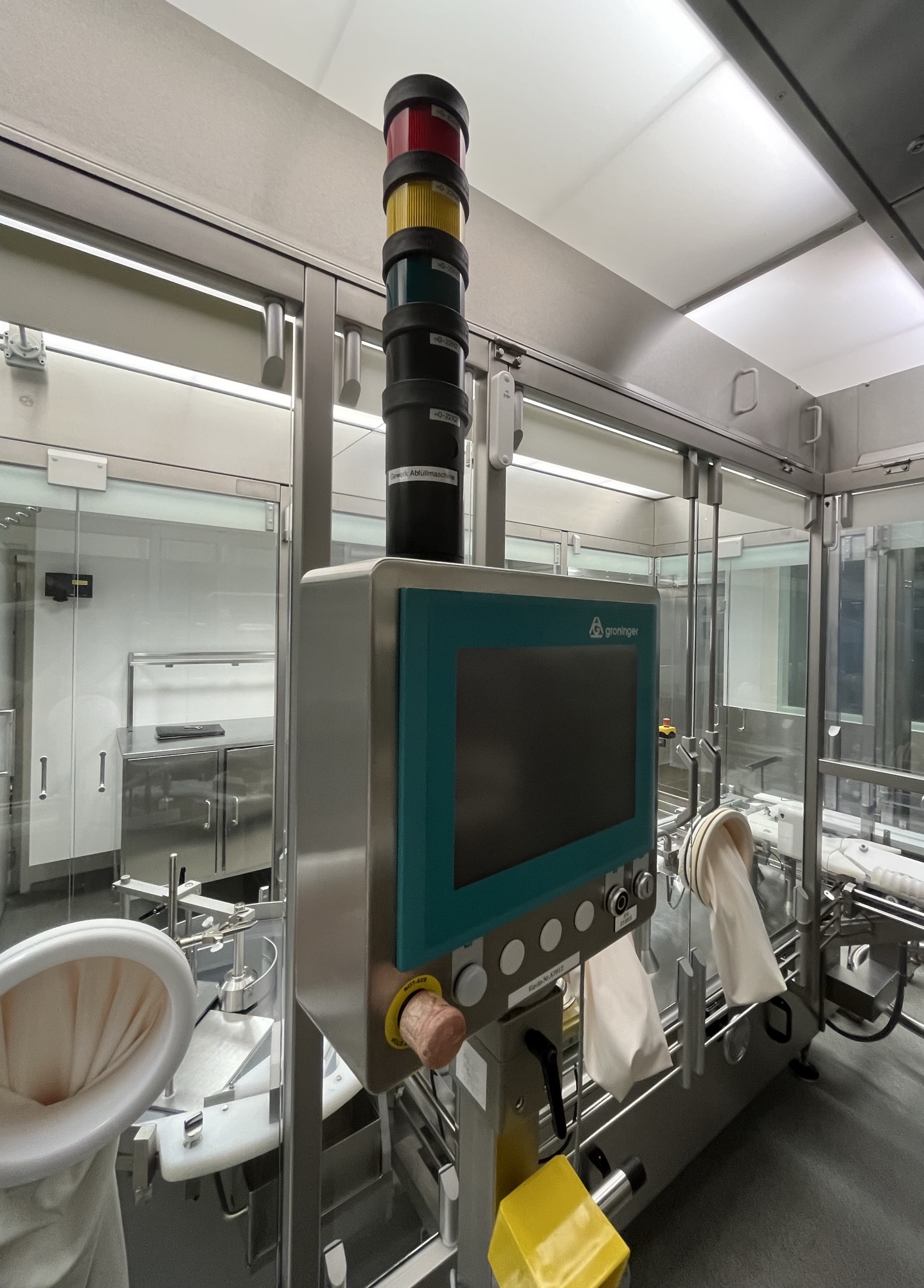 Used Sold GRONINGER - Liquid Filling Line - DFVG 4001 + KVG 211A at ...