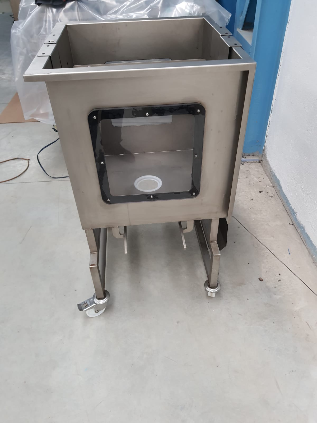Usato Sold SARTORIUS - Recipiente - PALLETANK SARTORIUS 200L at MLTC-Europe