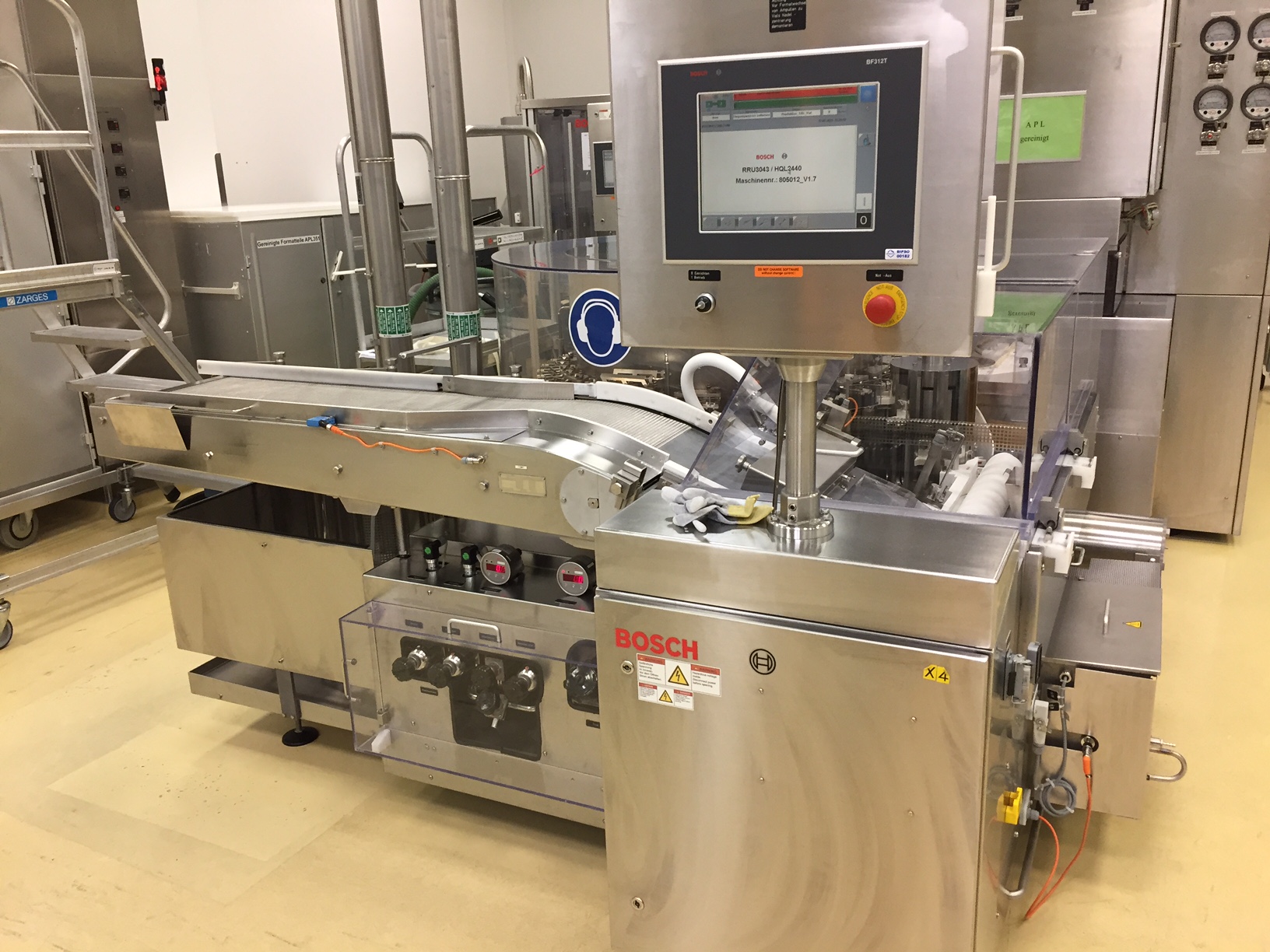 Used Sold BOSCH - Liquid Filling Line - RRU 3043 + HQL 2440S + ALF 4060 ...