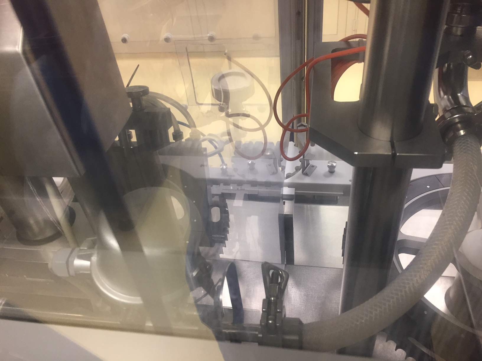 Used Sold BOSCH - Liquid Filling Line - RRU 3043 + HQL 2440S + ALF 4060 ...