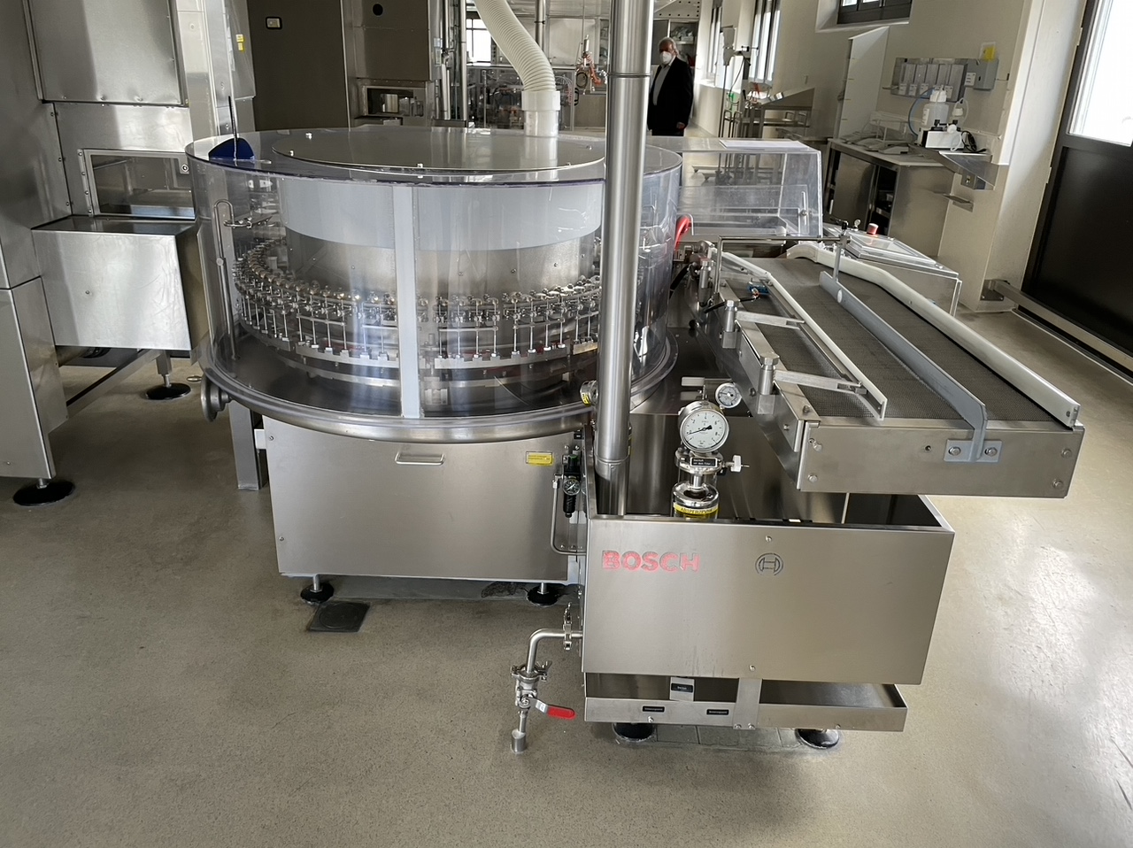 Used Sold BOSCH - Liquid Filling Line - RRU3084 + HQL2420 at MLTC-Europe