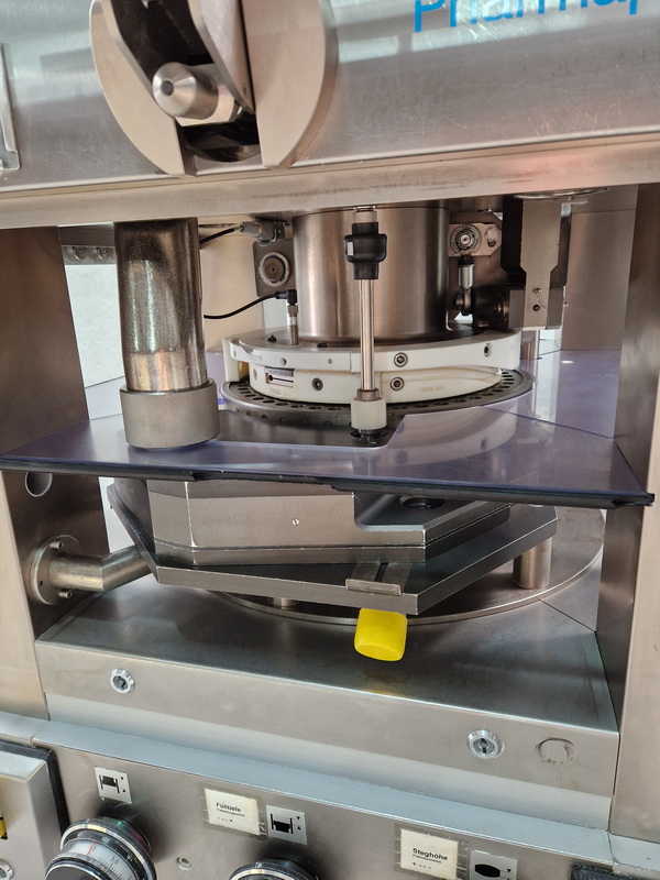 Used KORSCH - Tablet Press - PH 300 for Sale at MLTC-Europe