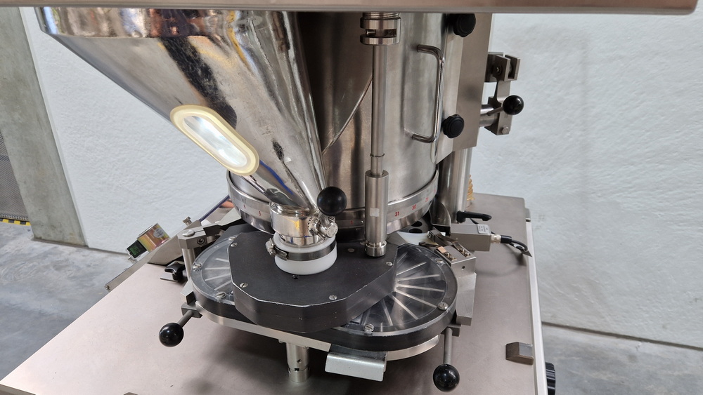 Used IMA - Tablet Press - E 150 PLUS for Sale at MLTC-Europe