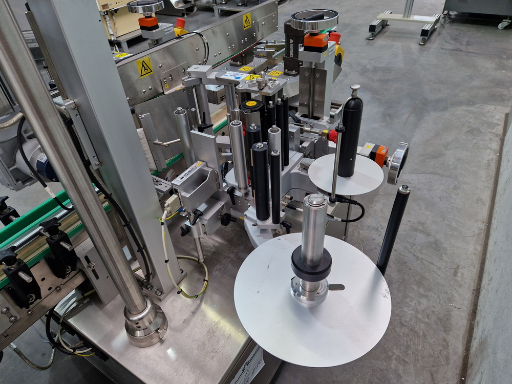 Used BLUHM WEBER - Labelling Machine - GESET 314 for Sale at MLTC-Europe