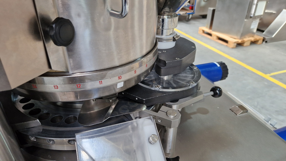 Used IMA - Tablet Press - E 150 PLUS for Sale at MLTC-Europe