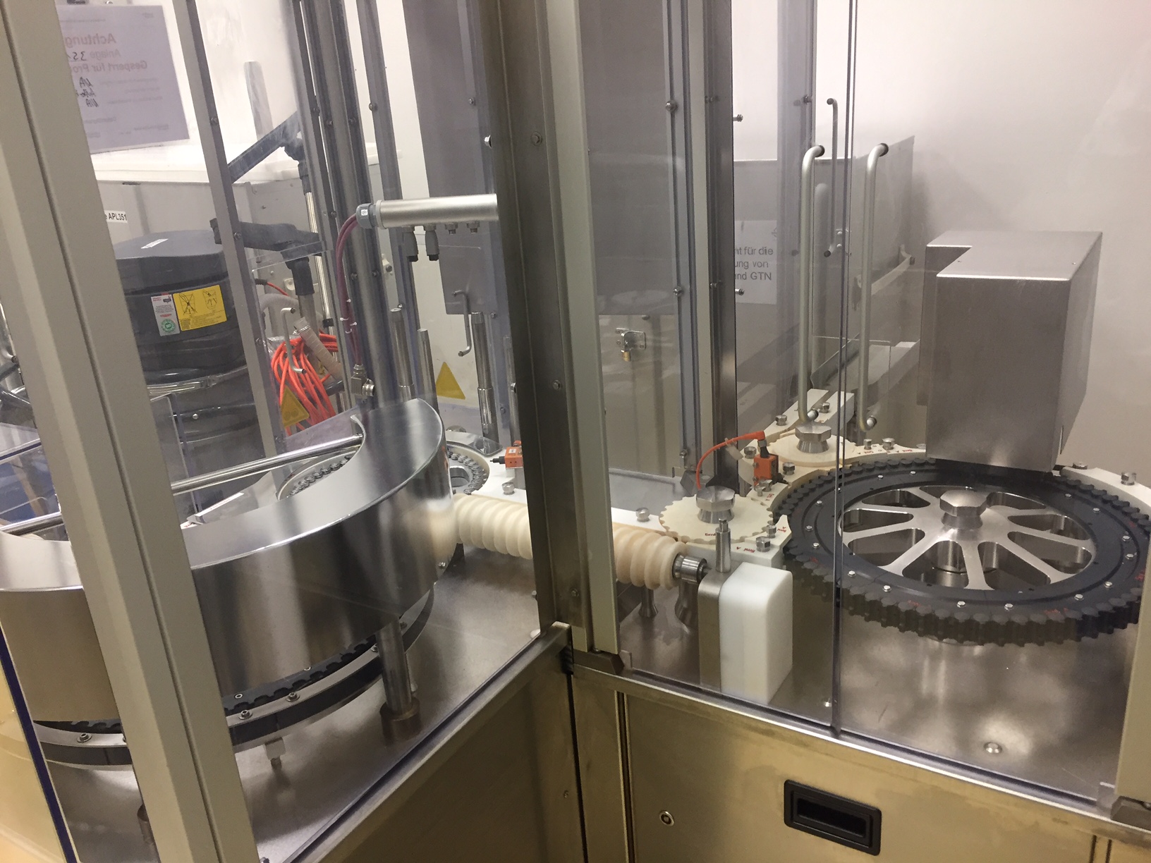 Used Sold BOSCH - Liquid Filling Line - RRU 3043 + HQL 2440S + ALF 4060 ...