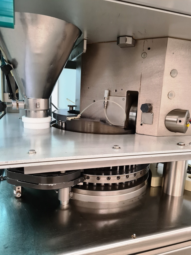 Used Sold IMA - Tablet Press - T300 at MLTC-Europe