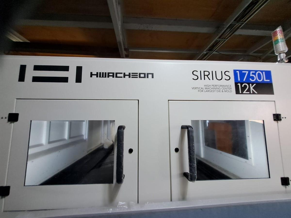 Used Hwacheon SIRIUS 1750L CNC Bright Type-High Speed Vertical Mach...