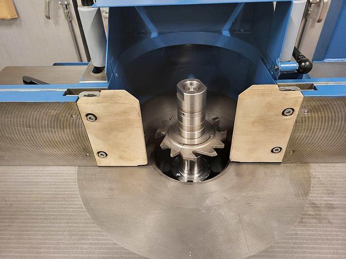 Used HOFMANN Tilting spindle milling machine TFS 1200 for Sale in M...