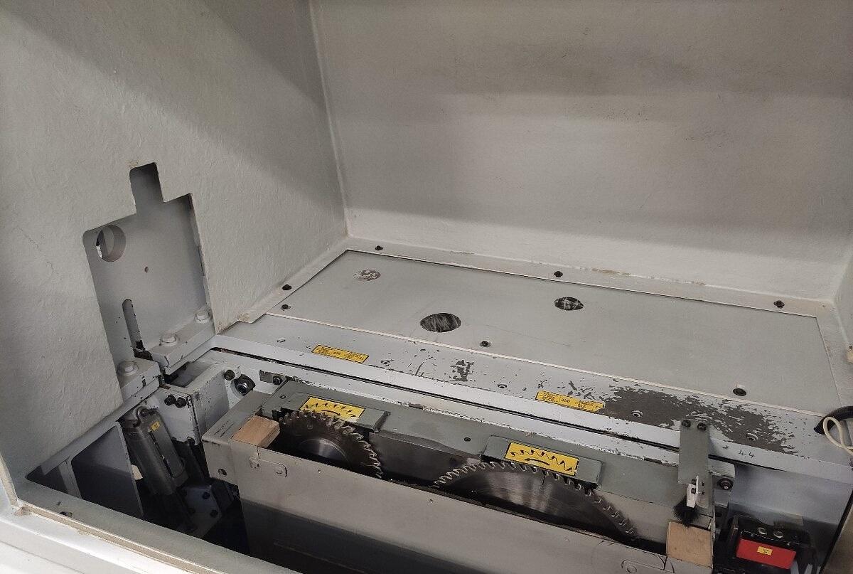 Used 2004 Holzma HPP 250/32/32 for Sale in Czechia