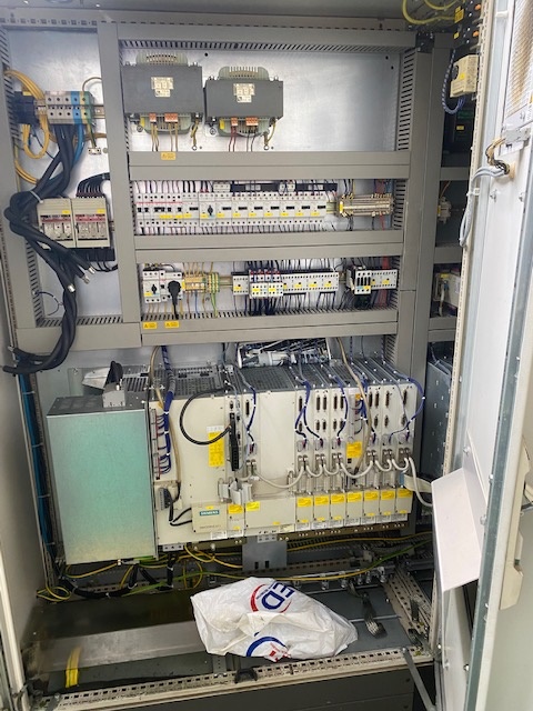 Usato MIKROSA KRONOS M CNC 6 axis in vendita presso Gussago, Italia
