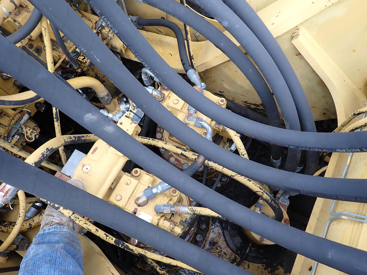 Used 2000 CAT 365BL Hydraulic Excavator for Sale at Old Forge Power...