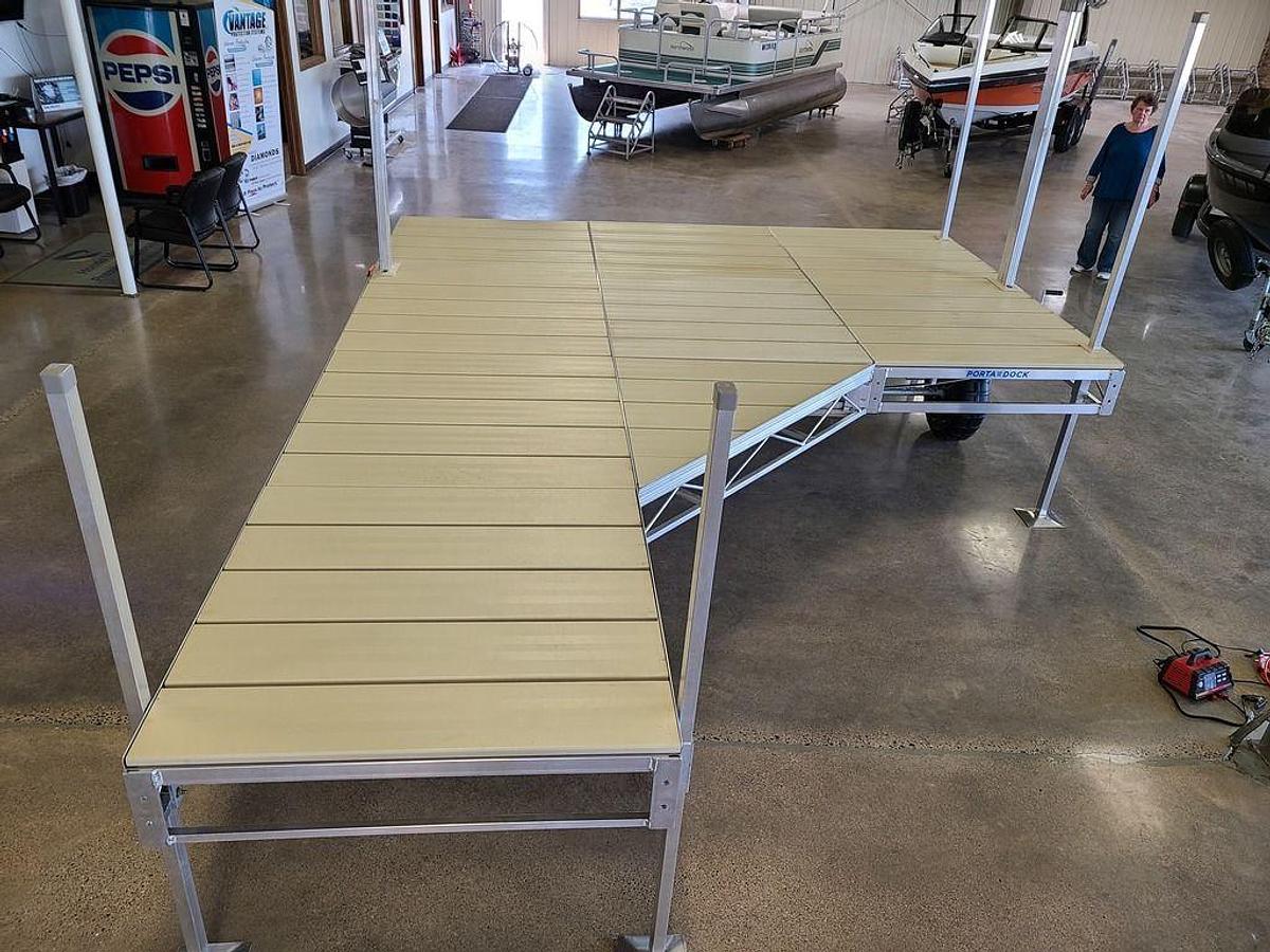 New Aluminum Dock Roll in L12 Aluminum wheel dock for Sale at Boat ...