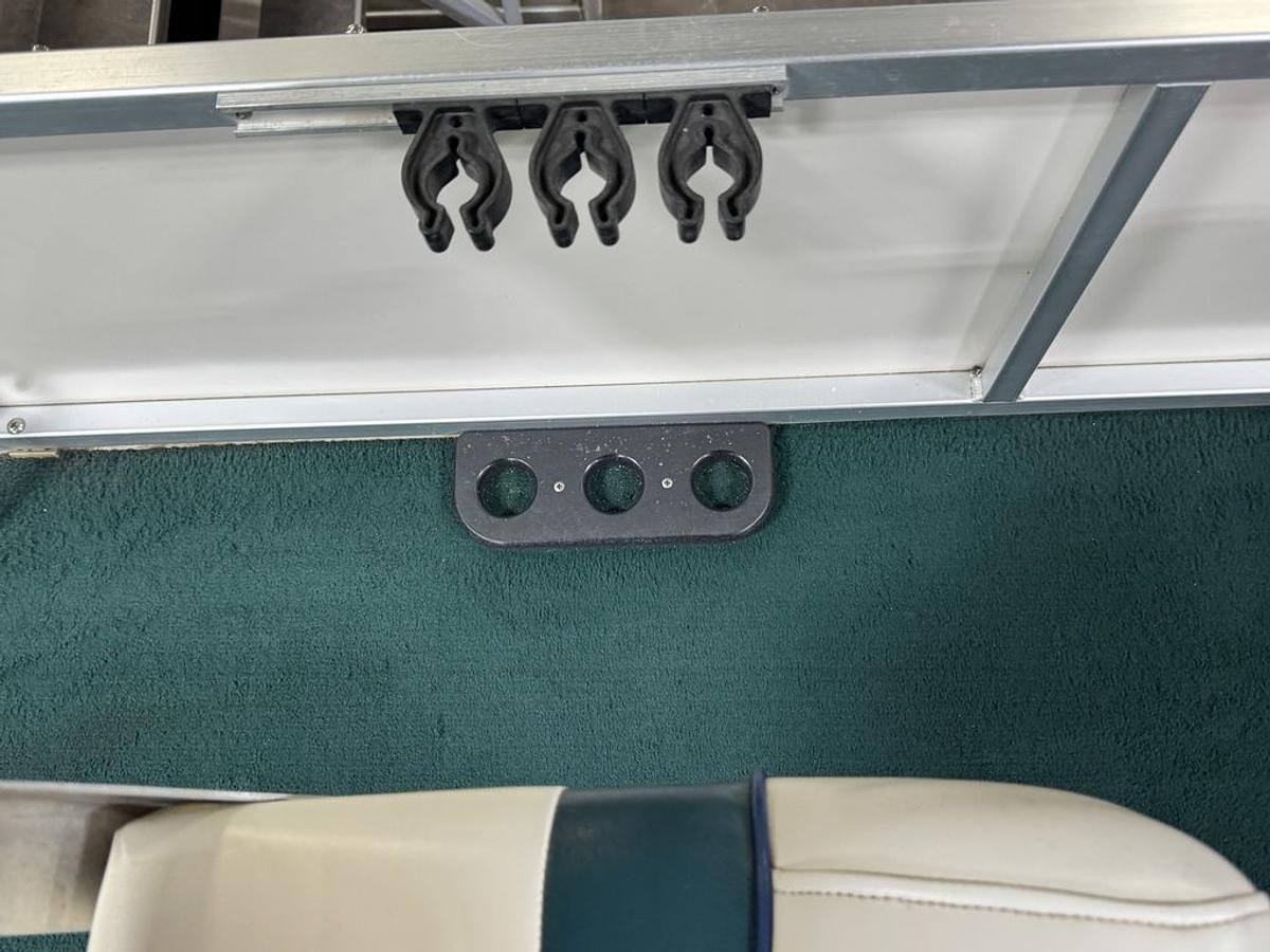 Used 2000 Starcraft Marine Starfish 180 Pontoon for Sale at Boat World