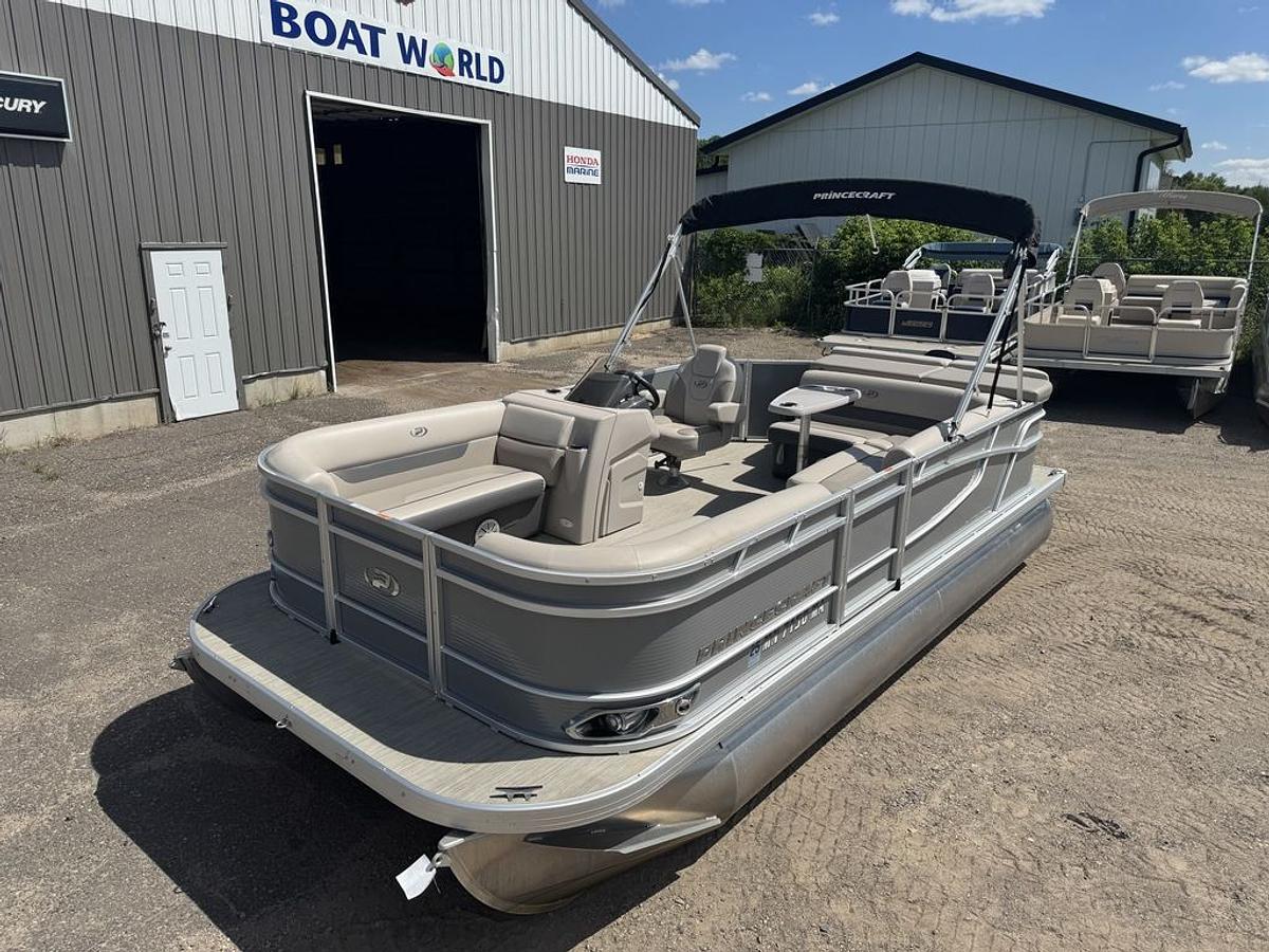 Used 2020 Princecraft Vectra 19 Pontoon for Sale at Boat World