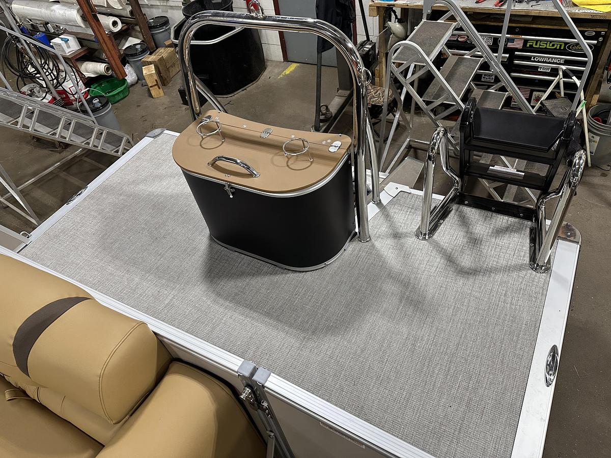 New 2025 Tahoe Pontoons Cascade 2385 Elite Cruise Tritoon & Hon...