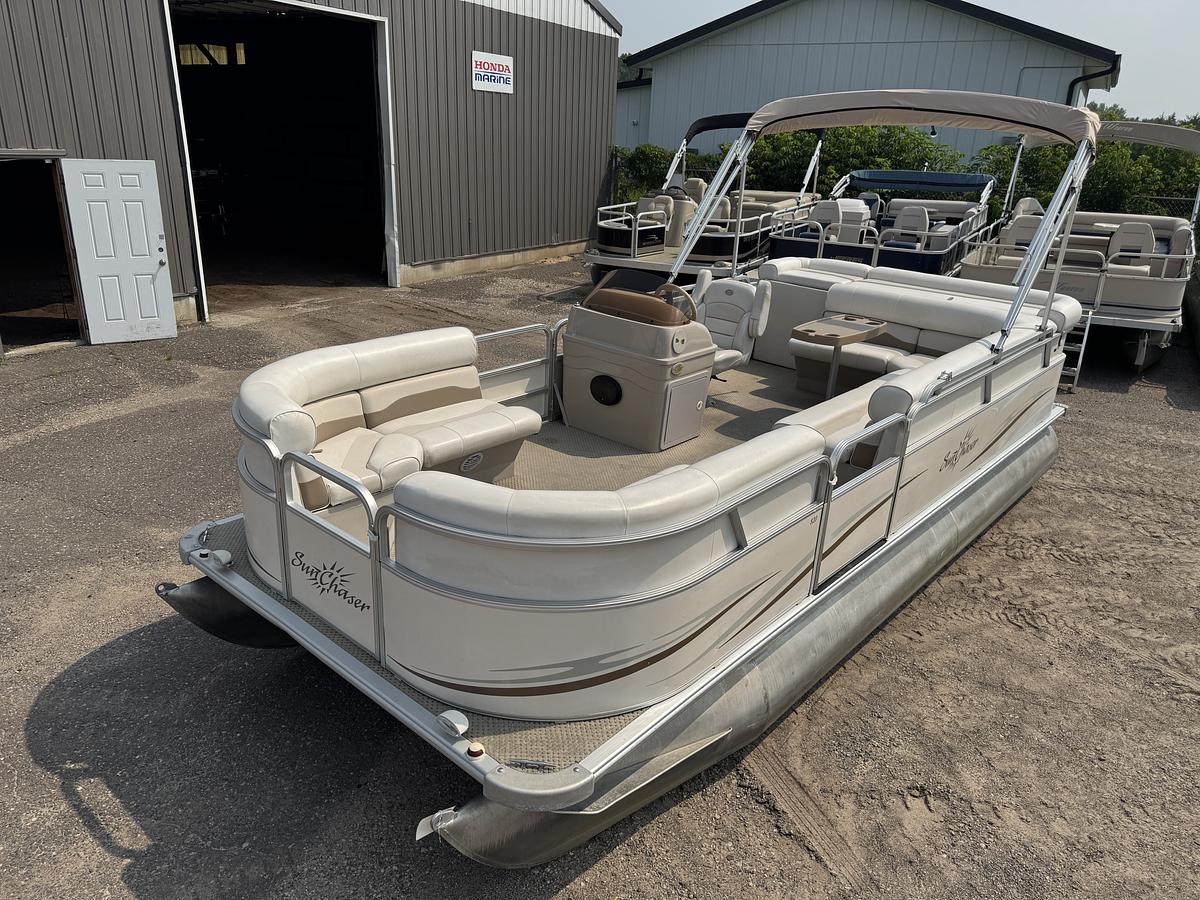 Used 2006 Smokercraft SunChaser 820 Pontoon for Sale at Boat World