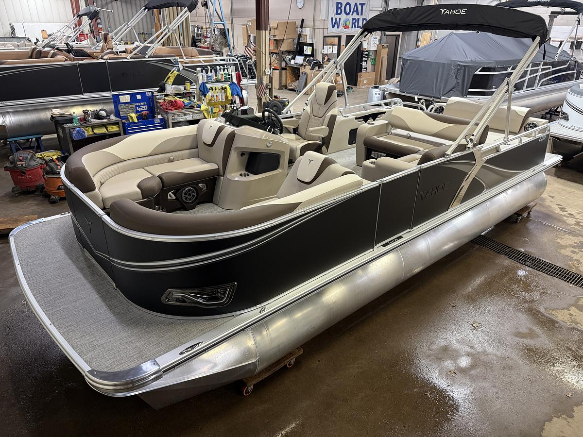 New 2025 Tahoe Pontoons LTZ 2385 Swingback (VRL) & Honda 4-Stro...