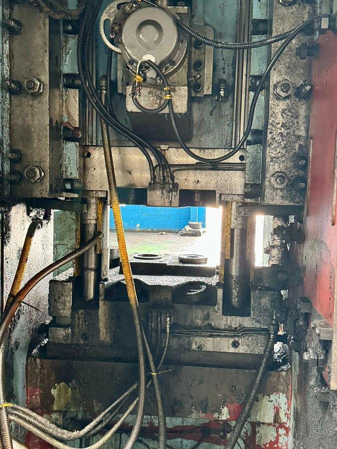 Used 1300 tons Press Hot Forging Hosung HFP-1300 for Sale at NB Mac...