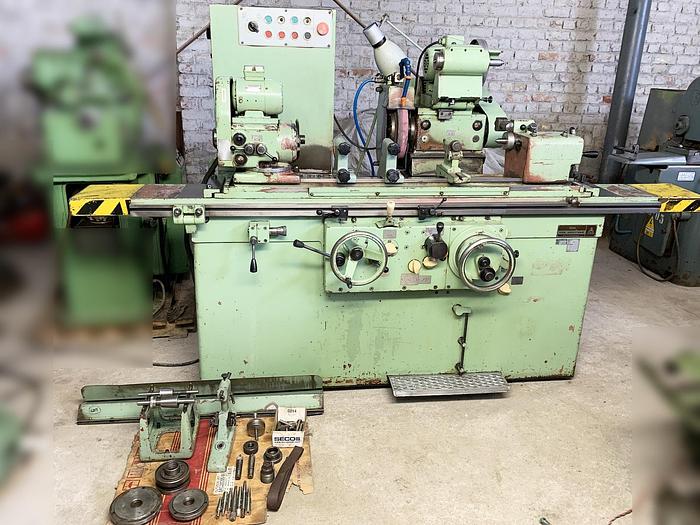 Used TOS-Hostivar Universal Cylindrical Grinder for Sale in New Delhi ...