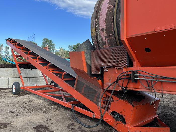 Used 1997 MORBARK PT837 for Sale at Grinder Crusher Screen