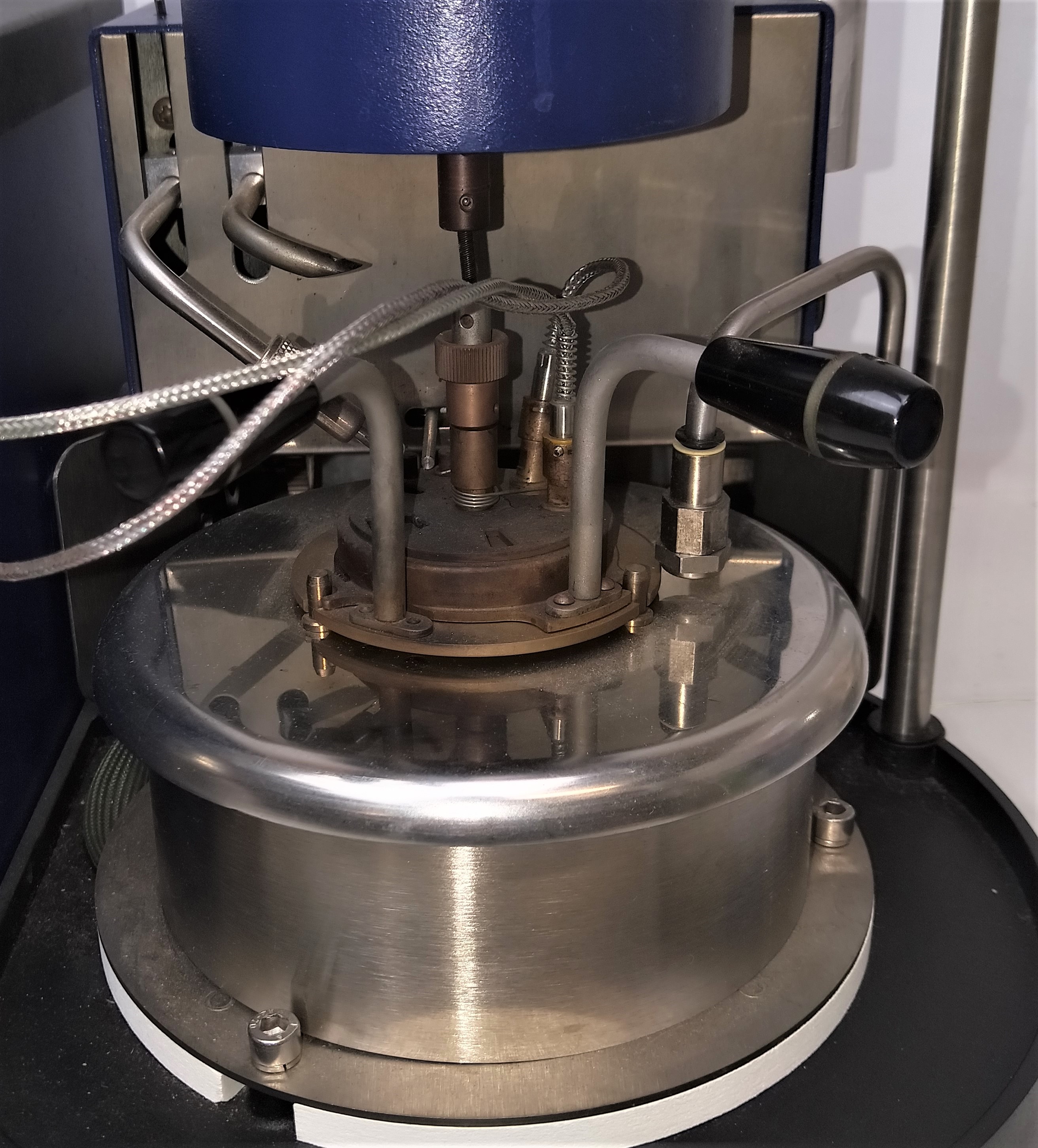 使用的Stanhope-Steta Multiflash 34000-0闪点测试仪在Chemistry RG Consultant Inc出售 ...