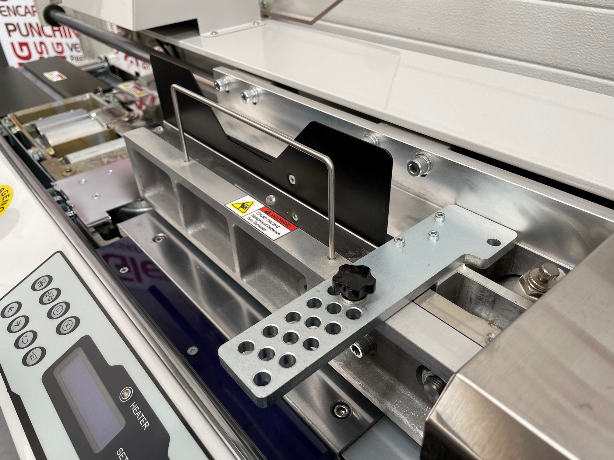 KB2000 Perfect Binder Glendale Presentation Solutions