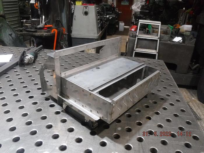 New UGN UNIMOG STAINLESS STEEL HEATER BOX for Sale in Ingleton, United ...