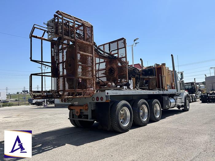 Used 2012 Western Star 4900 Tri-Axle Rig Assist Snubbing Unit - (2 ...