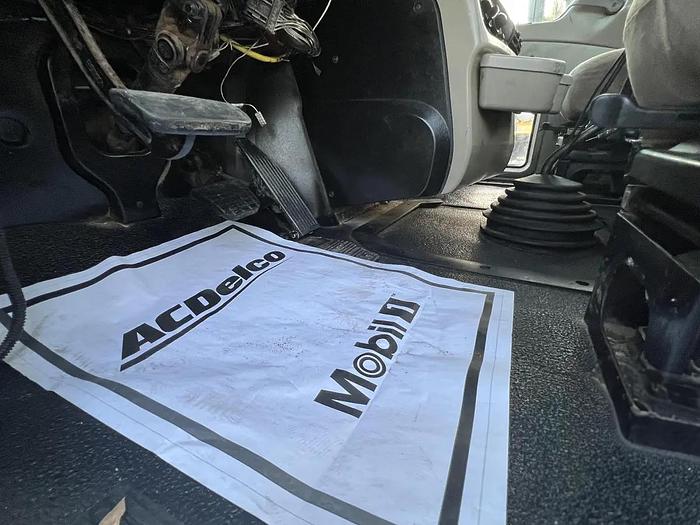 Used 2007 MACK CHN613 Tri-Axle Winch Truck with Braden Hydraulic Winch ...