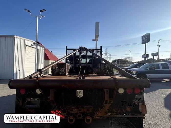 2011 Ford F650 Roustabout Truck