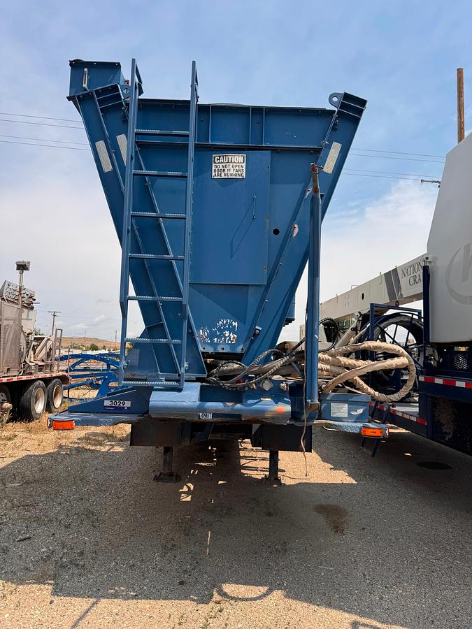 Used 2006 BJ Gorilla Frac Pump Tri-Axle Trailer - Detroit Series 4000 D...