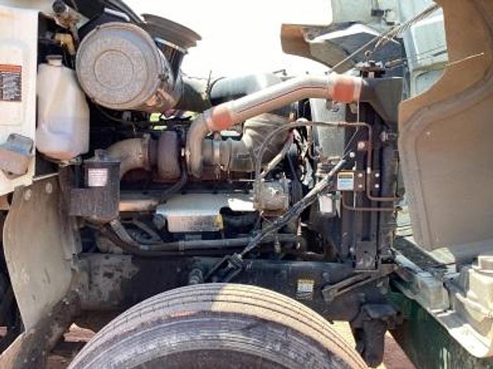 Used 2000 Mack CH613 Winch Truck - Winch - Headache Rack for Sale in ...