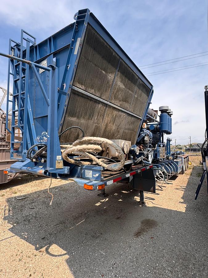 Used 2006 BJ Gorilla Frac Pump Tri-Axle Trailer - Detroit Series 4000 D...