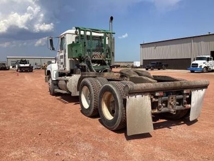 Used 2000 Mack CH613 Winch Truck - Winch - Headache Rack for Sale in ...