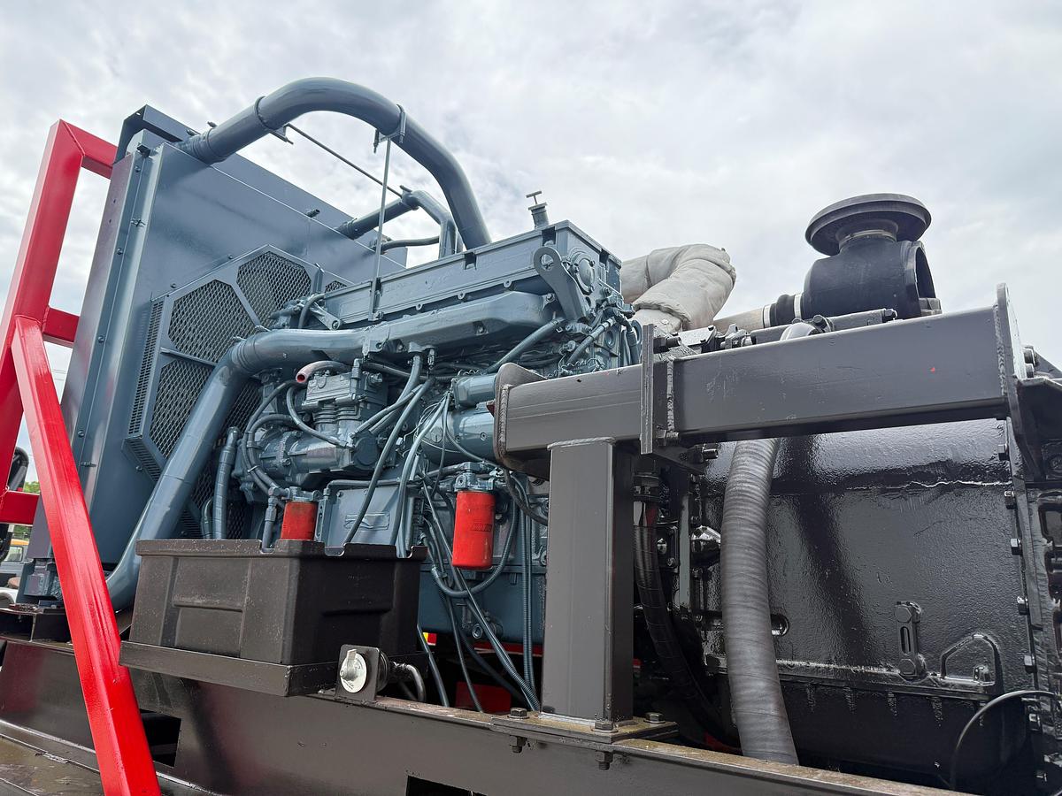 Used Oilwell SA634-5 10K WP Triplex Cement Pump Unit P/B Detroit Series ...