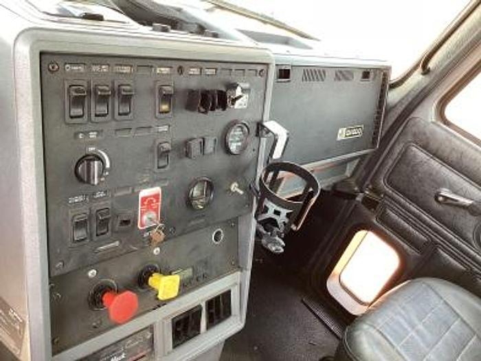 Used 2000 Mack CH613 Winch Truck - Winch - Headache Rack for Sale in ...