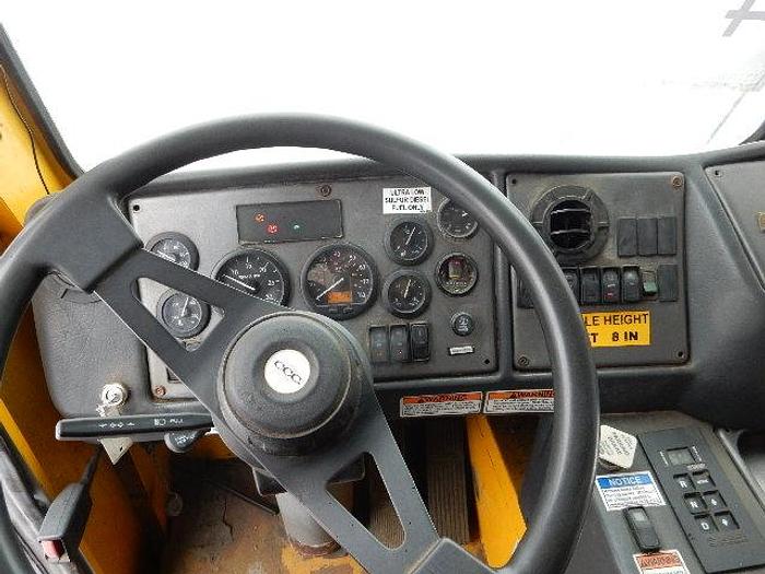 Used 2005 CCC LET2-46 for Sale in DeForest, Wisconsin