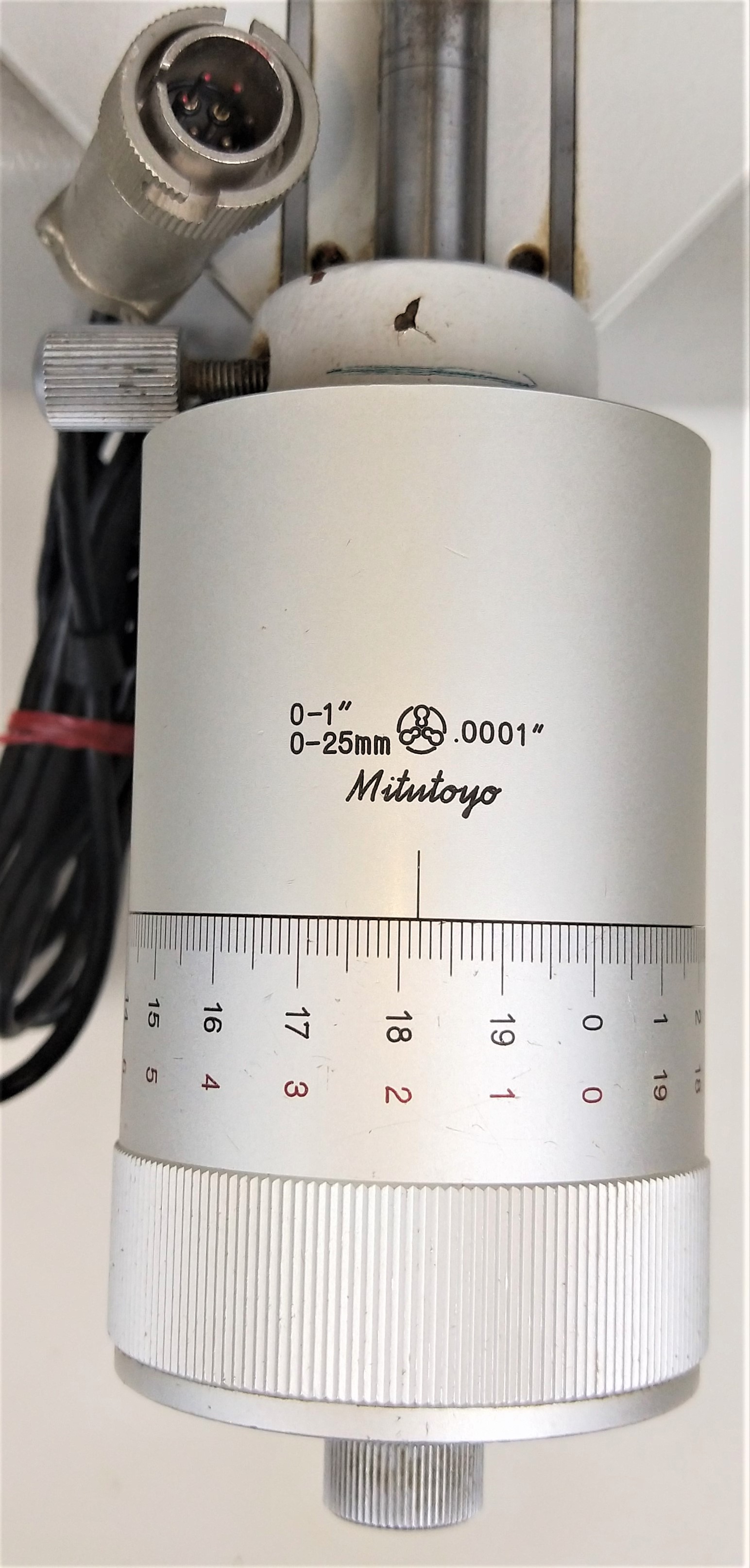 Used Mitutoyo TM-100 (Series 176) Toolmaker's Microscope with Illumination for Sale at Chemis ...