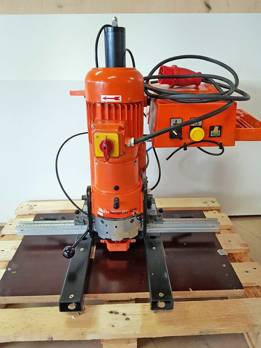 Used 1985 BLUM Minipress M 51.1000 for Sale in Finland
