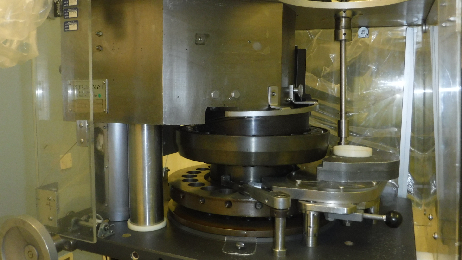 Used KILIAN – Tablet Press – RTS 21 for Sale at MLTC-Europe