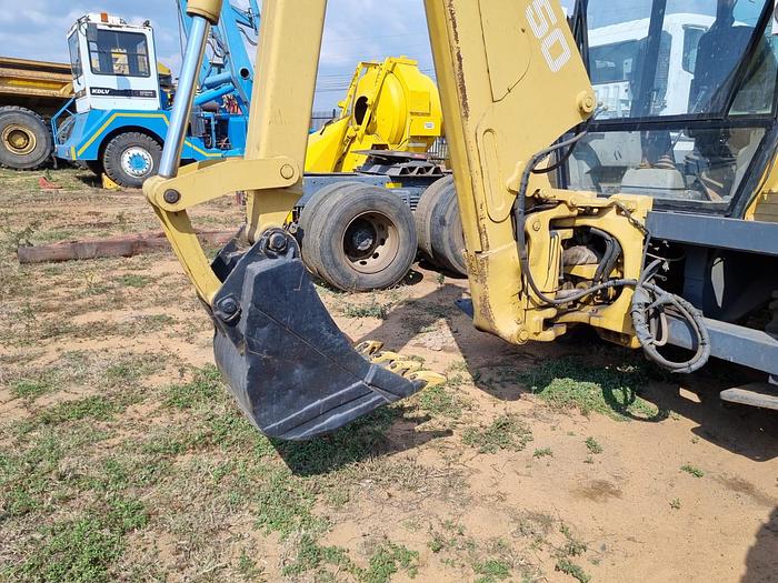Used Massy Ferguson 750 Loader for Sale in Emalahleni, South Africa